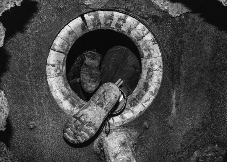 HAMBURGER EYES – Page 4 – Photo Magazine